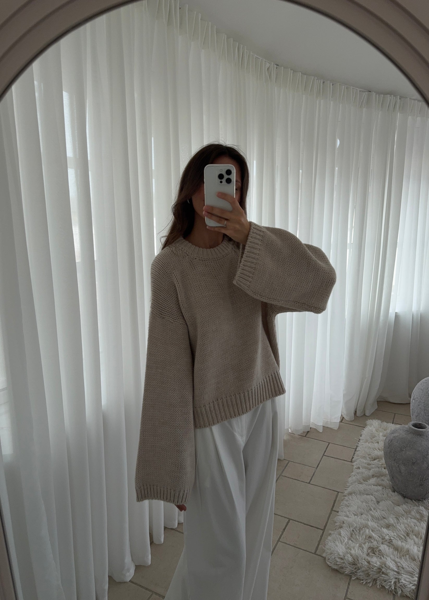 Bella-MAGDA Sweater - Beige – LE MAGDA